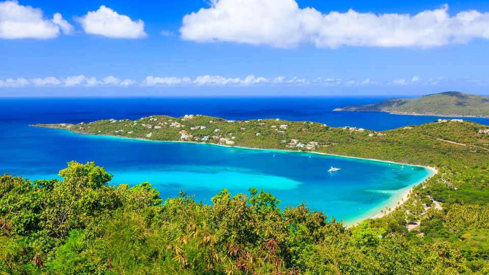 Top Caribbean Yacht Charters 2025–2026 Guide